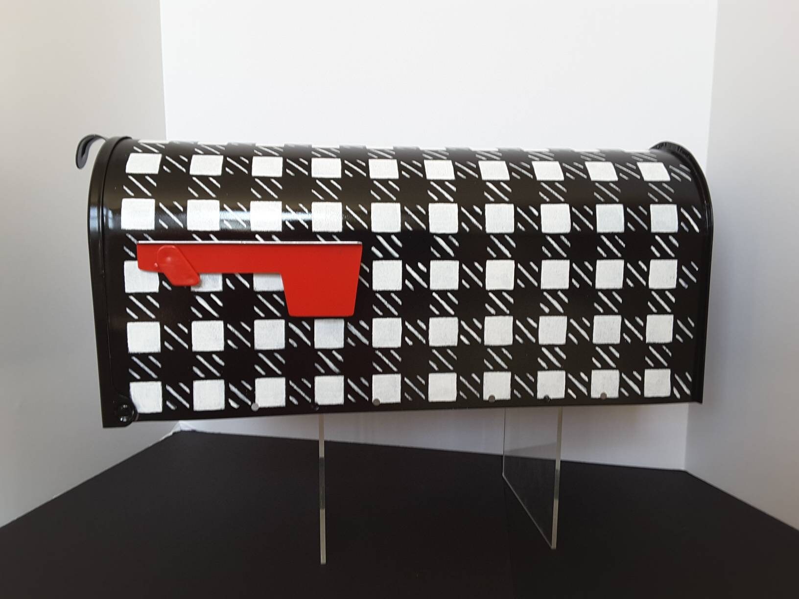 Buffalo Plaid Hand Painted Mailbox - Etsy