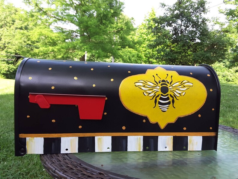 Bee design hand painted mailbox | Etsy