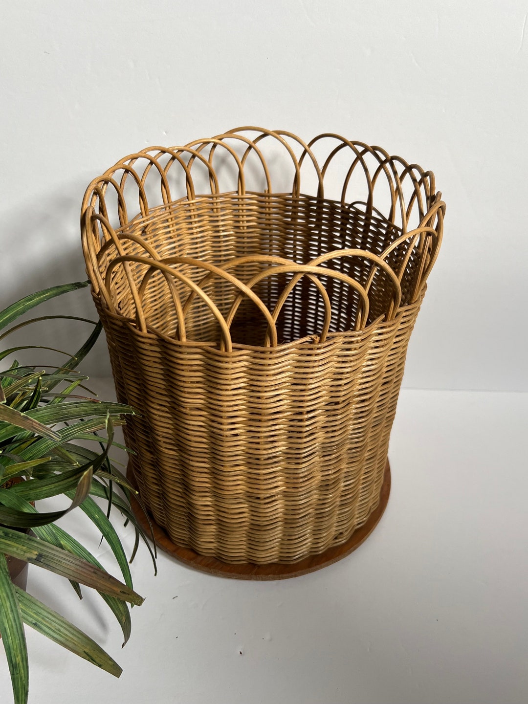 Woven Wicker Trash Can Handmade 1968 Boho or Mid Century Vintage Waste ...