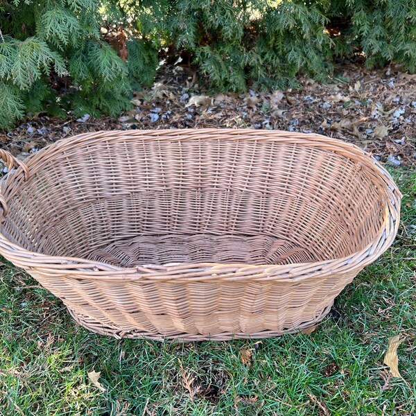 French Wicker Basket - Etsy