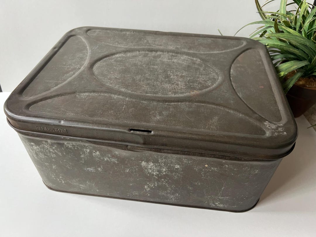 Antique Tin Bread Box Galvanized Counter Cake Box Bread Box Vintage ...