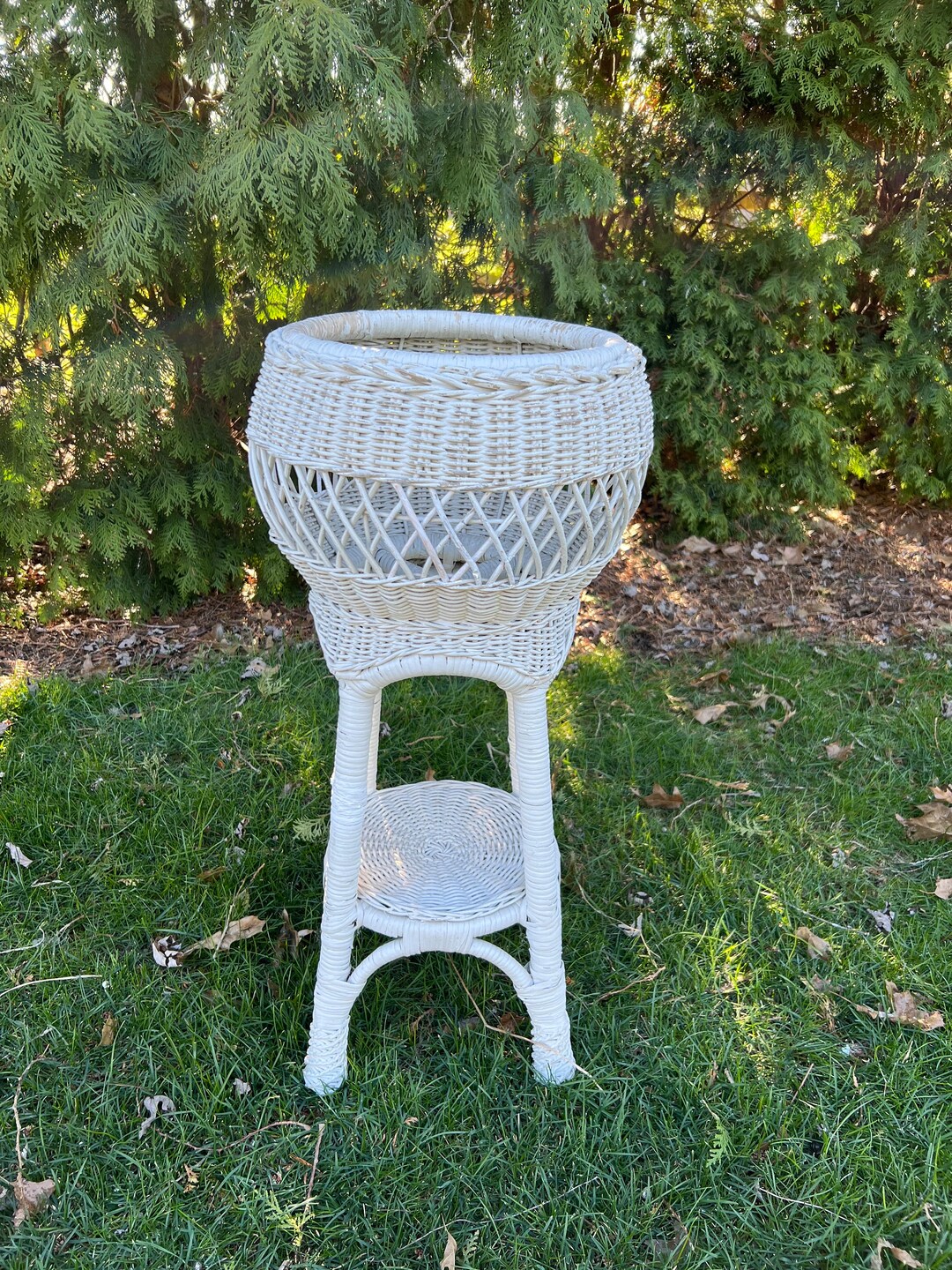 White Wicker Plant Stand Vintage Victorian Farmhouse Porch Decor Garden ...