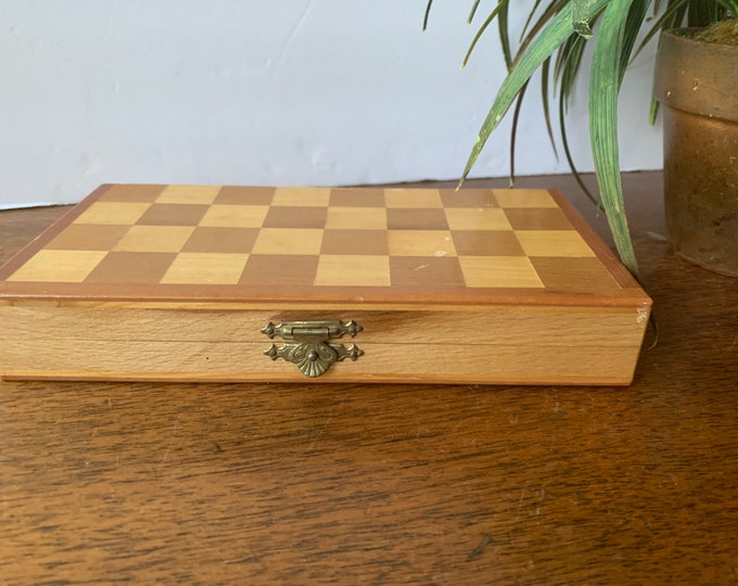Huk Wood Travel Chess Set Vintage Carved Miniature Chess Board Game ...