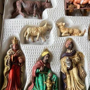 Vintage Christmas Nativity Germany Stable and 12 Figurines Birth of ...