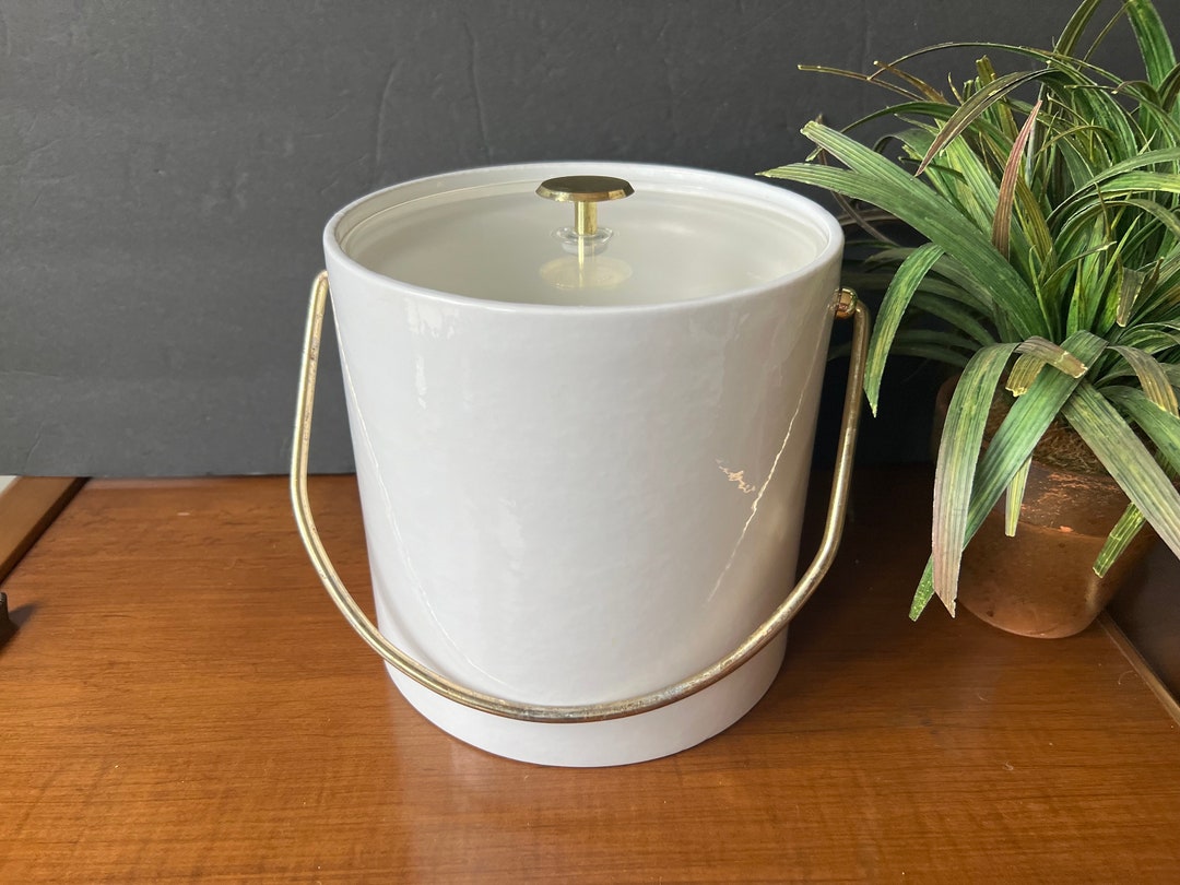 Retro Ice Bucket White Vinyl Kraftware 1970s Picnic Barware Ice Bucket ...