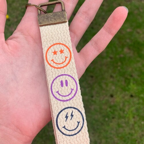 Smile Keychain Wristlet / Key Fob / Smile Keychain / Smiley | Etsy