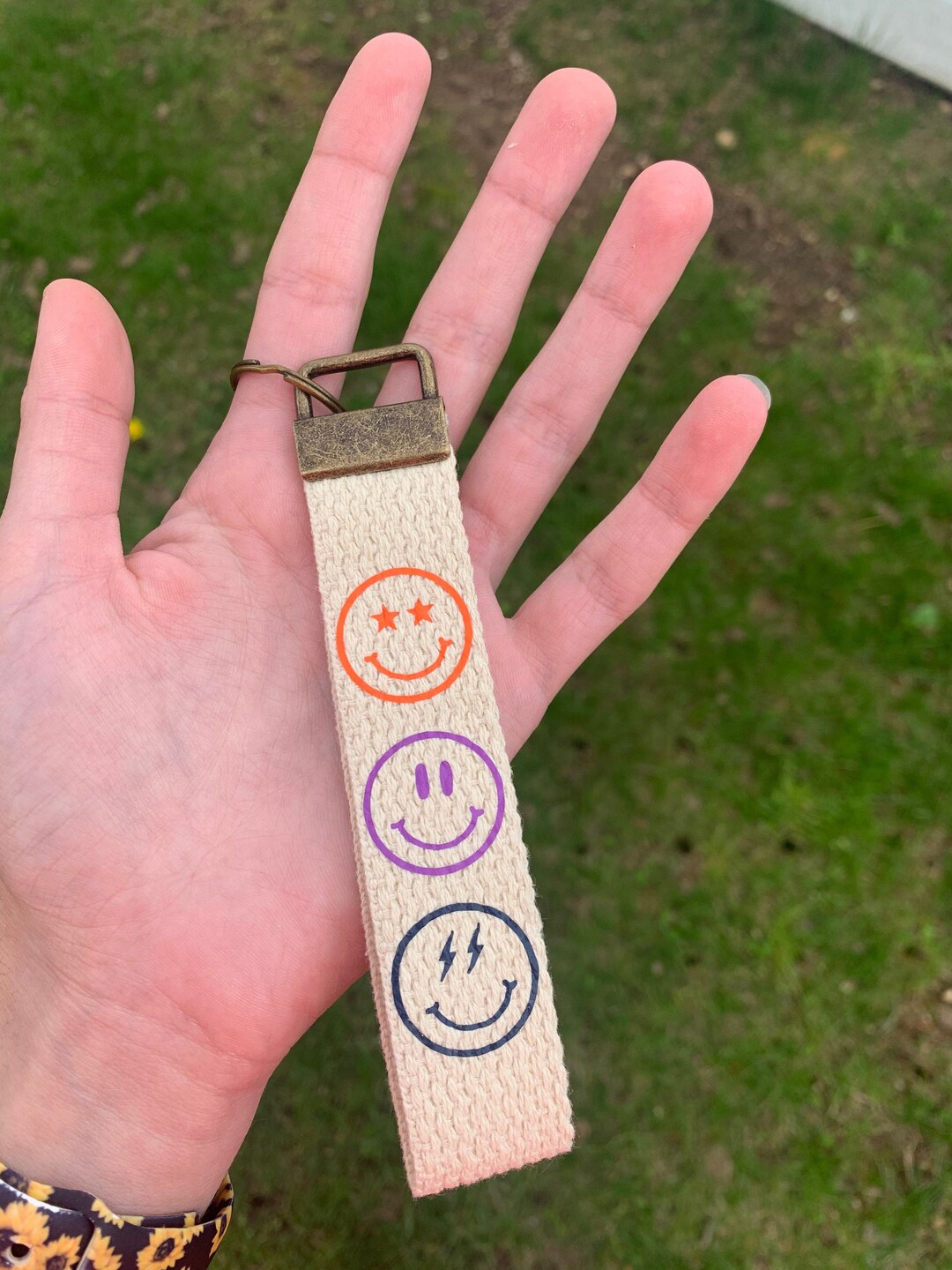 Smile Keychain Wristlet / Key Fob / Smile Keychain / Smiley - Etsy