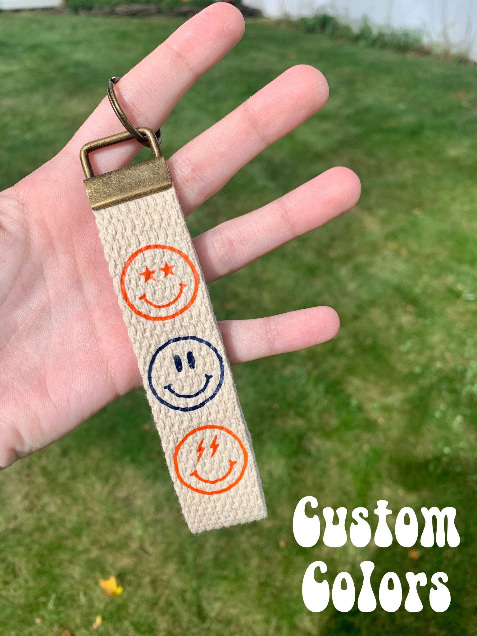 Smile Keychain Wristlet / Key Fob / Smile Keychain / Smiley - Etsy