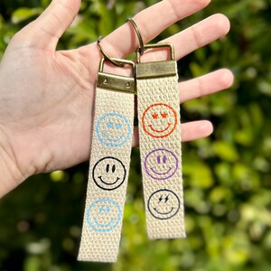 Smile Keychain Wristlet / Key Fob / Smile Keychain / Smiley Face ...