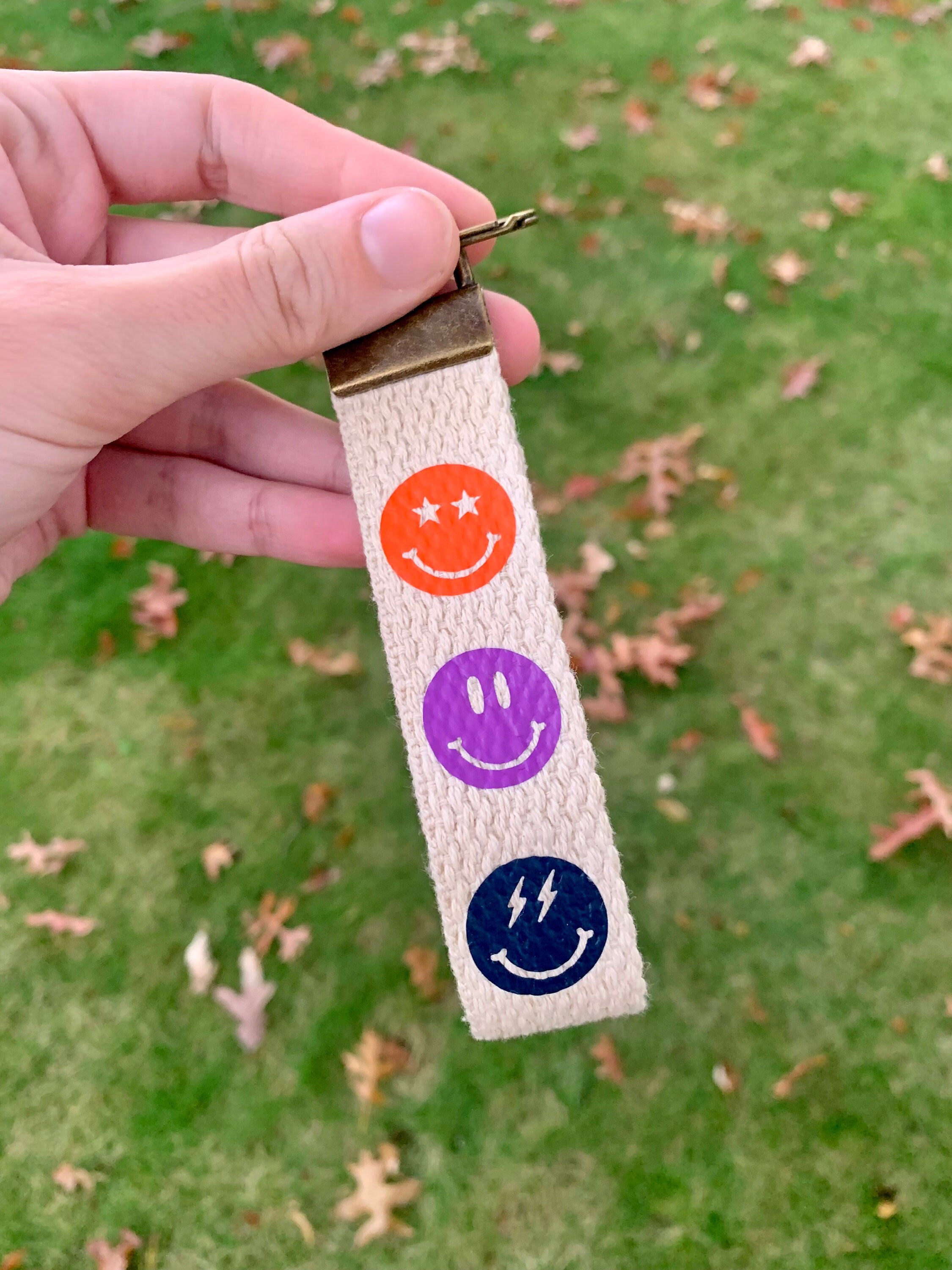 Smiley Face Keychain Wristlet Filled in Smiley Faces / Key Fob / Smiley ...