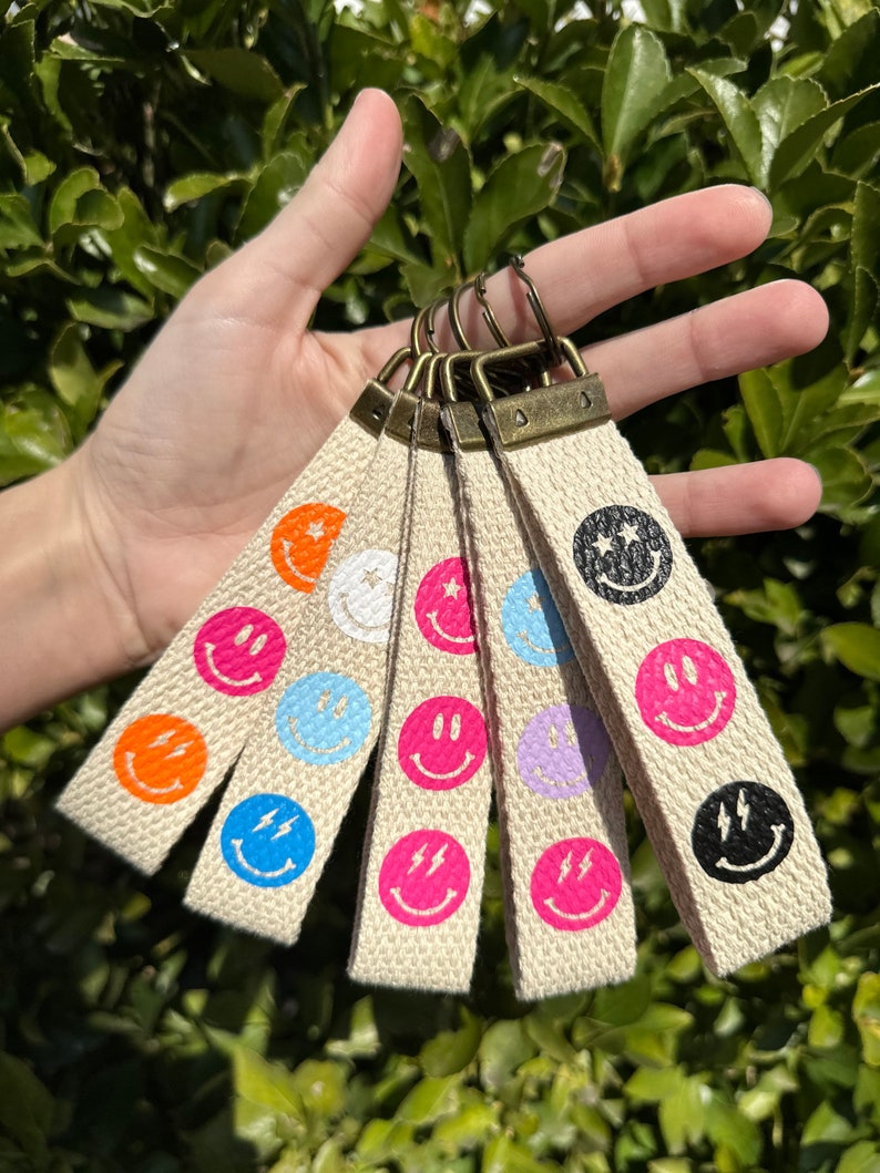 Smiley Face Keychain Wristlet Filled in Smiley Faces / Key Fob / Smiley ...