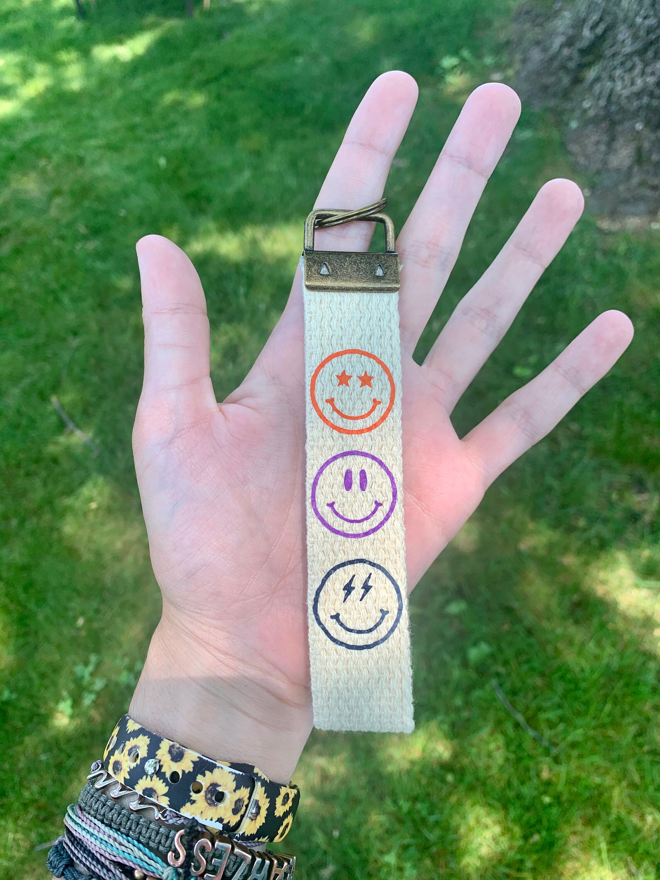 Smile Keychain Wristlet / Key Fob / Smile Keychain / Smiley - Etsy