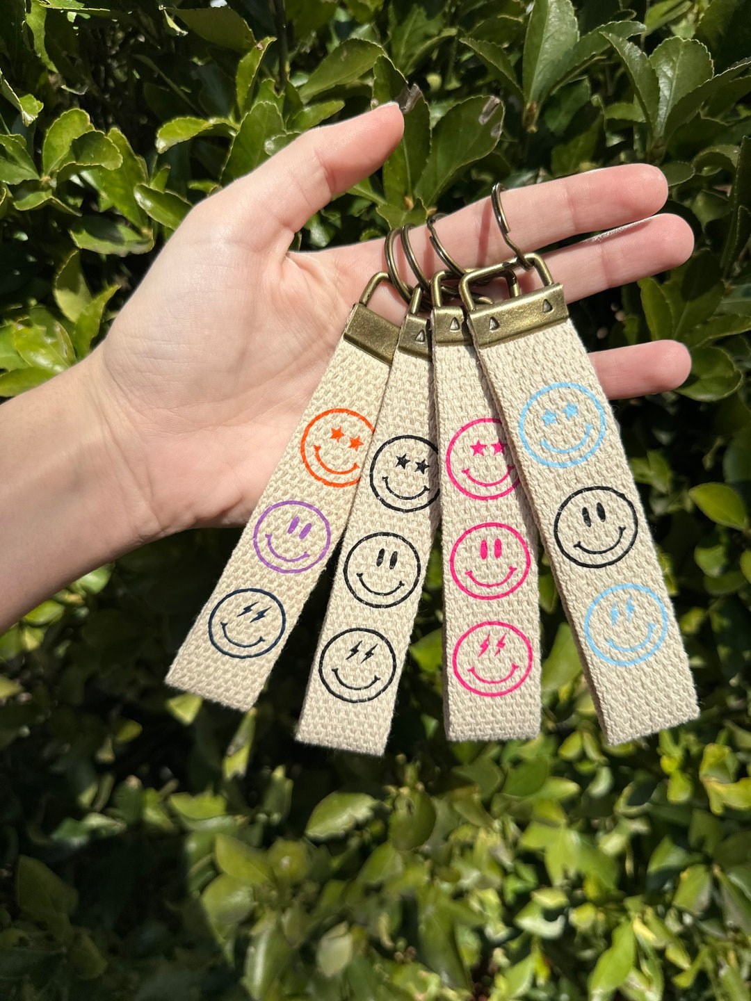 Smile Keychain Wristlet / Key Fob / Smile Keychain / Smiley Face ...