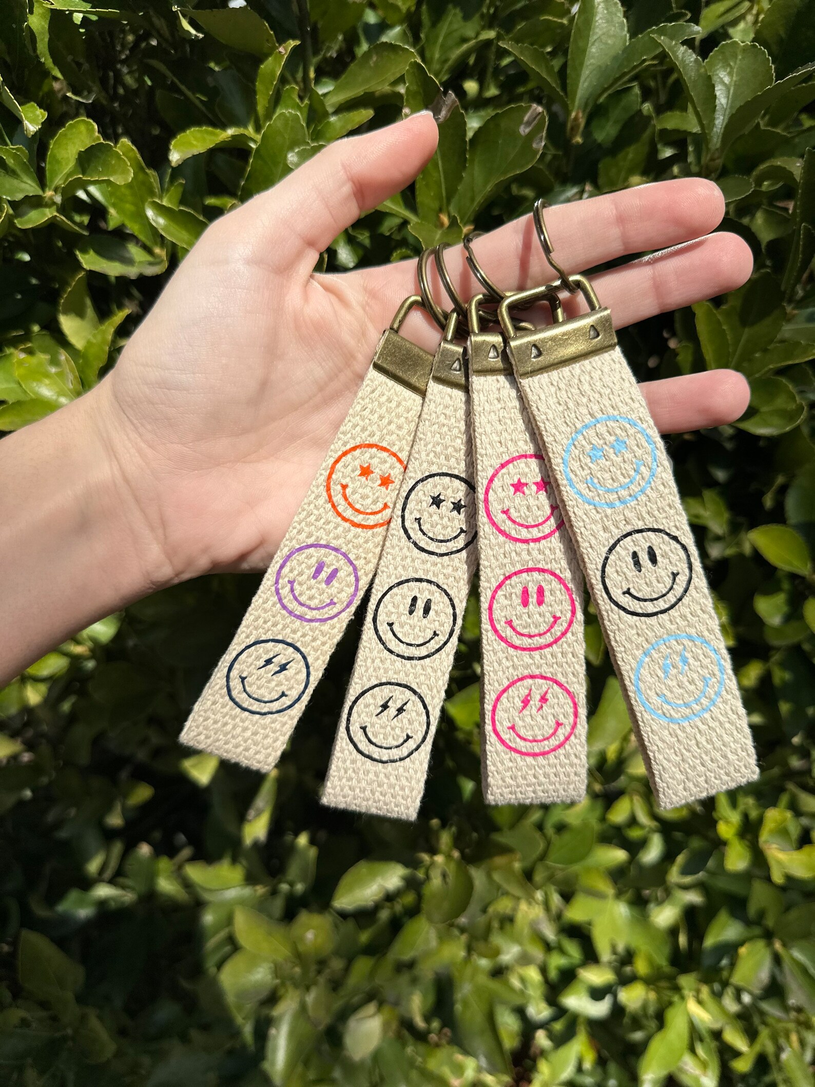 Smile Keychain Wristlet / Key Fob / Smile Keychain / Smiley - Etsy