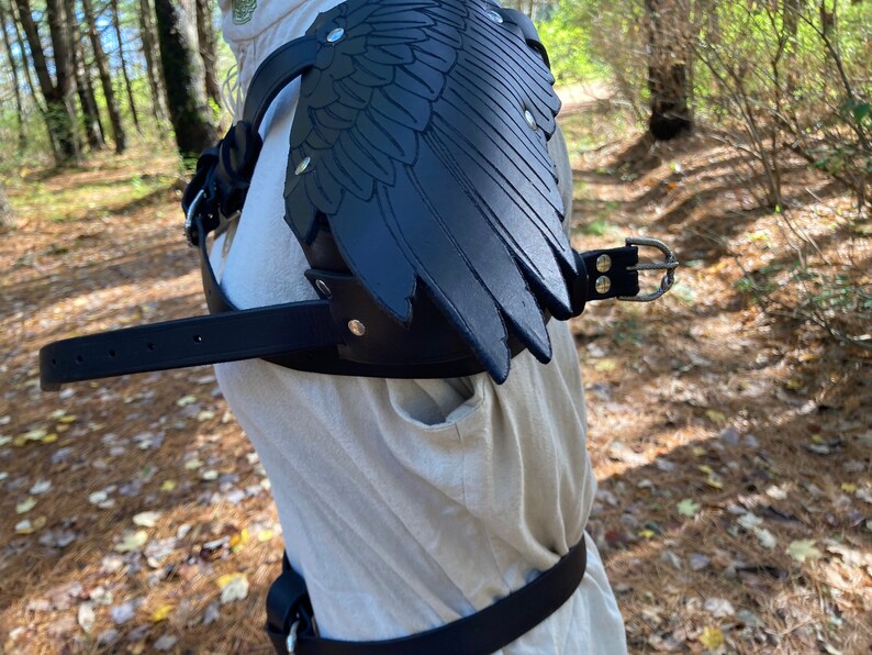 Raven Wing Leather Women's Pauldrons - Etsy