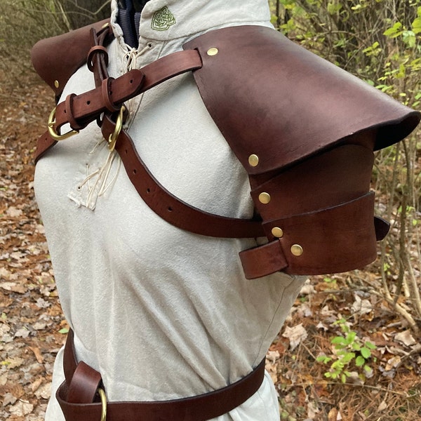 Leather Pauldron - Etsy