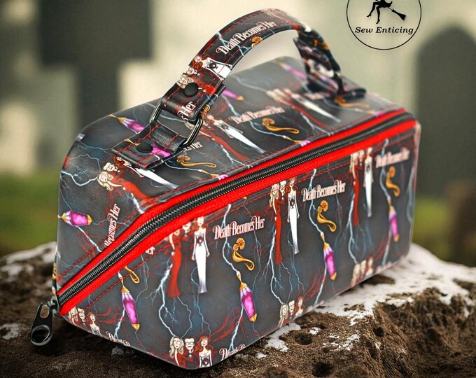 Makeup Bag | Horror Bag | Horror Movie | Gothic | Cosmetic Bag | Travel ...