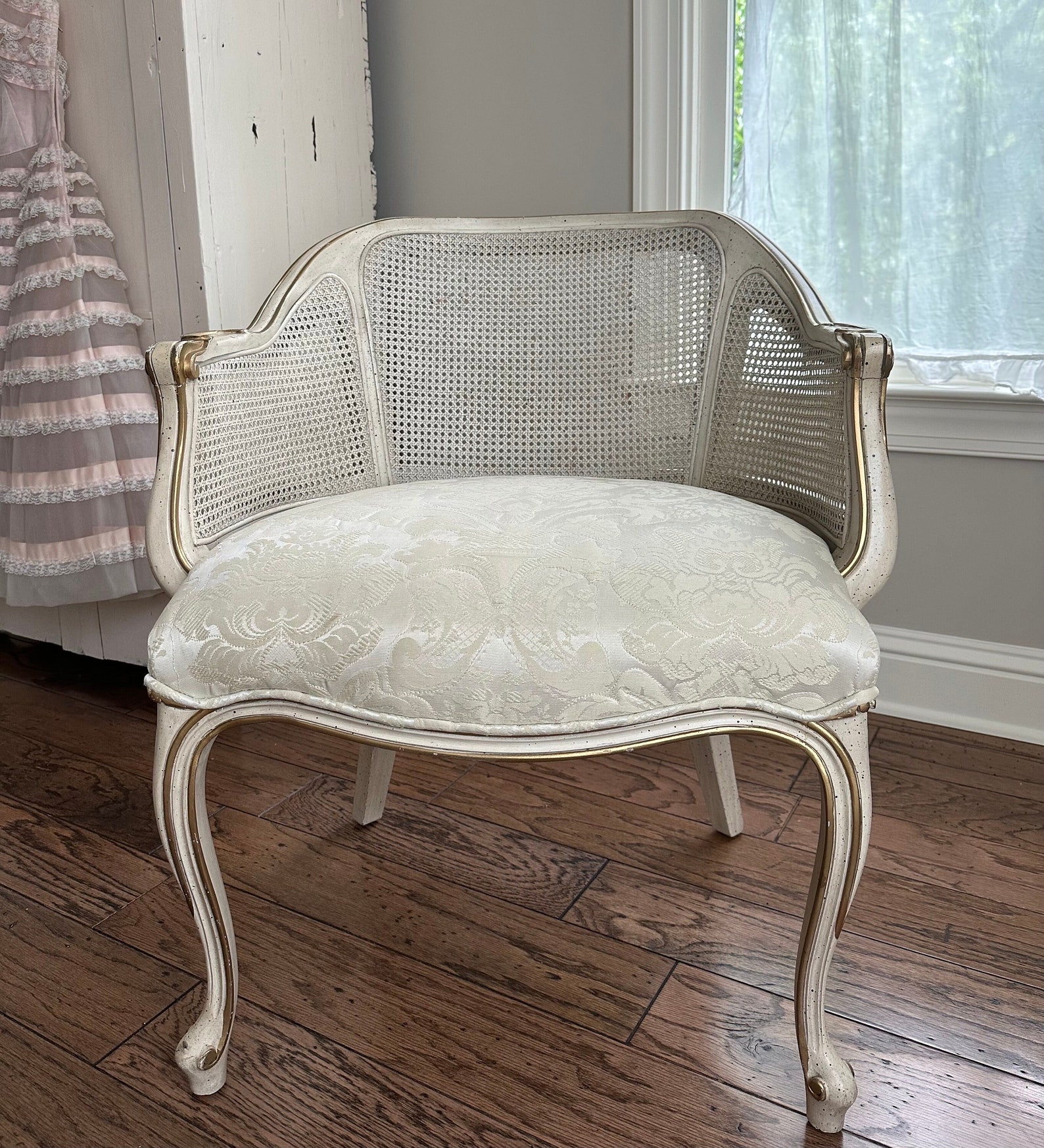 French Provincial Chair NO FREE SHIP Contact Me Adorable Antique Please ...