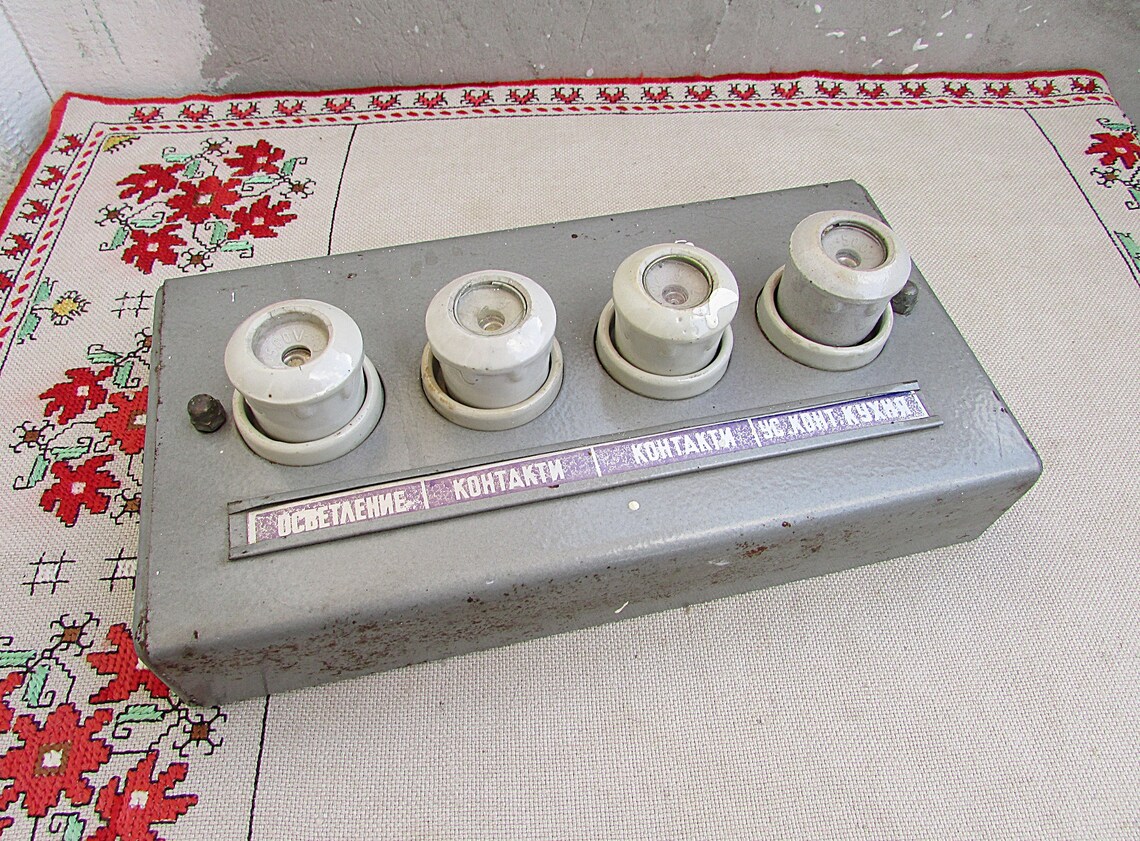 Vintage Electric Panel Set of Ceramic Fuses 1970s Old - Etsy