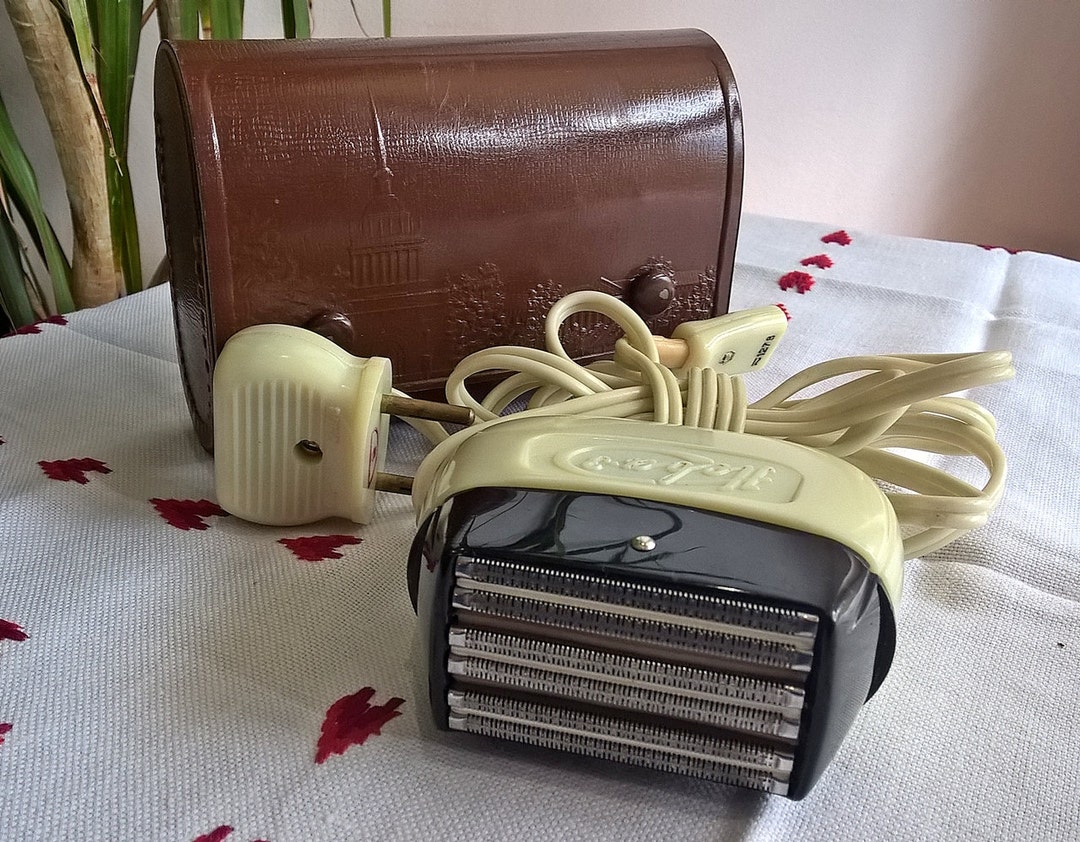 Vintage Soviet Electric Shaver Neva, Working 1970s USSR Men's Gadget ...
