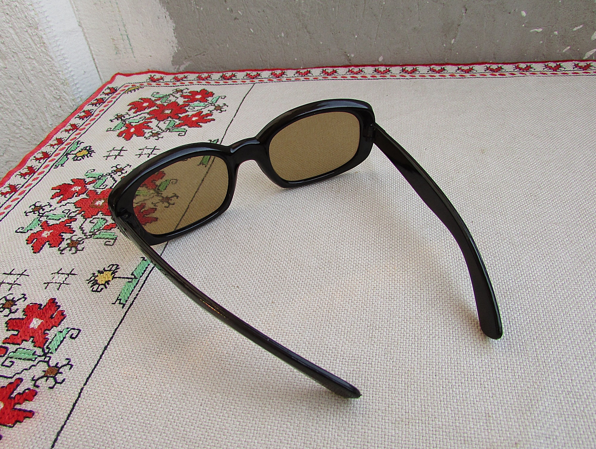 Vintage Sunglasses 80s Retro Unisex Sunglasses Distressed | Etsy