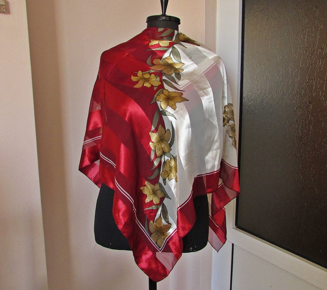 Vintage Beautiful Flower Pattern Scarf ‘80s, Silk Colored Shawl ...