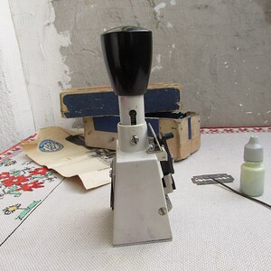 Vintage Date Stamp in Original Box, Vintage Automatic Numbering Machine ...