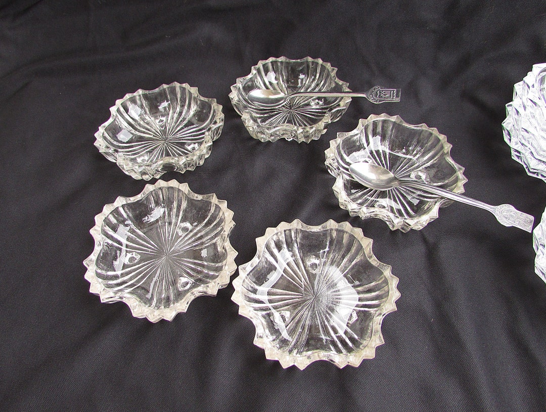 Set of 5 Vintage Small Glass Plates, Appetizer/dessert Plates #3, Clear ...