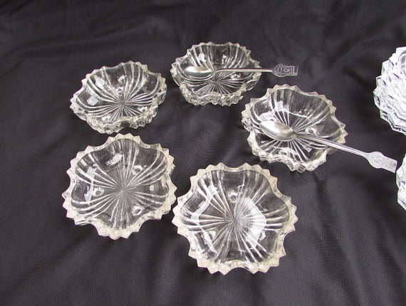 Set of 5 Vintage Small Glass Plates Appetizer/dessert Plates | Etsy