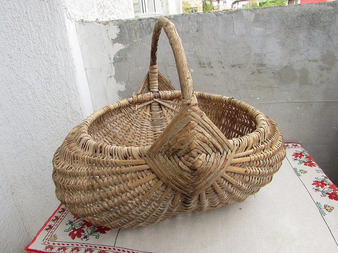 Antique Large Wicker Basket, Hand Woven Wicker Basket, Old Handmade ...