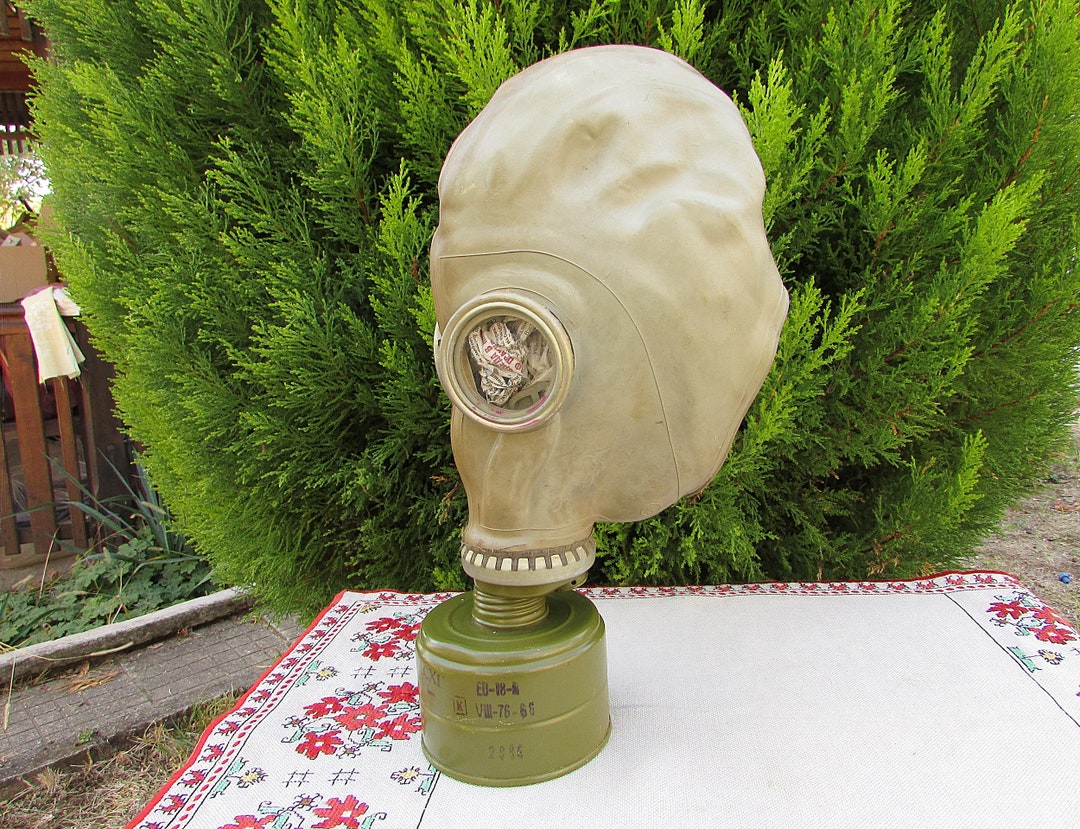 Vintage Gas Mask, Military Gas Mask, Industrial Gas Mask, Army Gas Mask ...