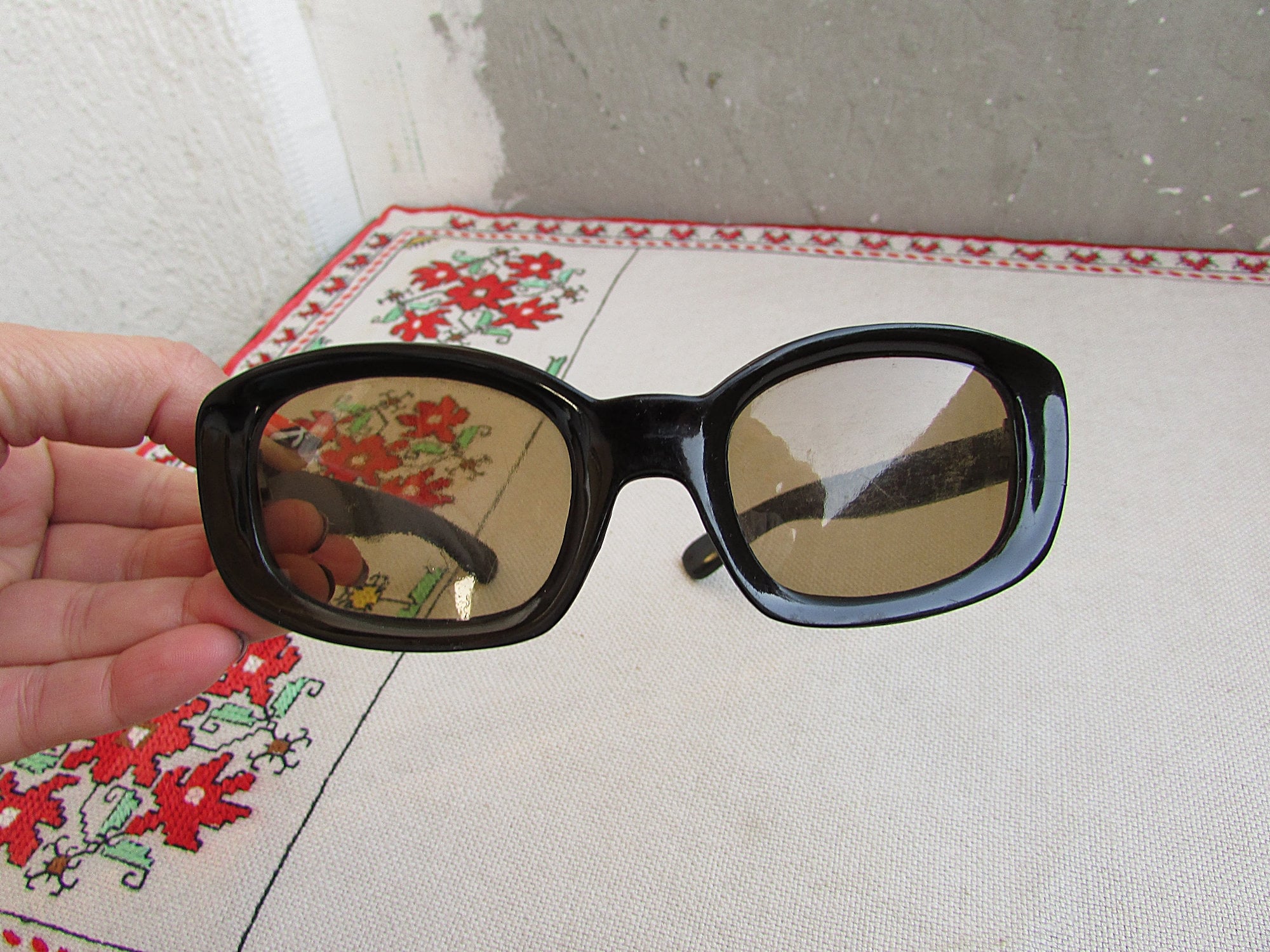 Vintage Sunglasses 80s Retro Unisex Sunglasses Distressed | Etsy
