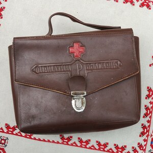 Vintage Medical First Aid Kit for Car, Emergency Medical Help, Leather ...