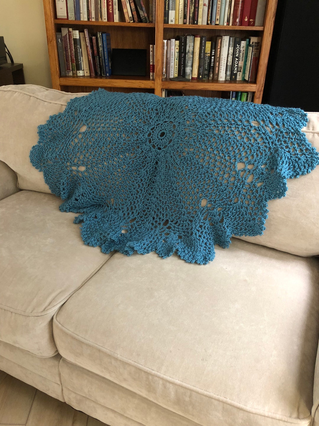 Handmade Round Crochet Throw, Unique Housewarming Gift for New Home - Etsy