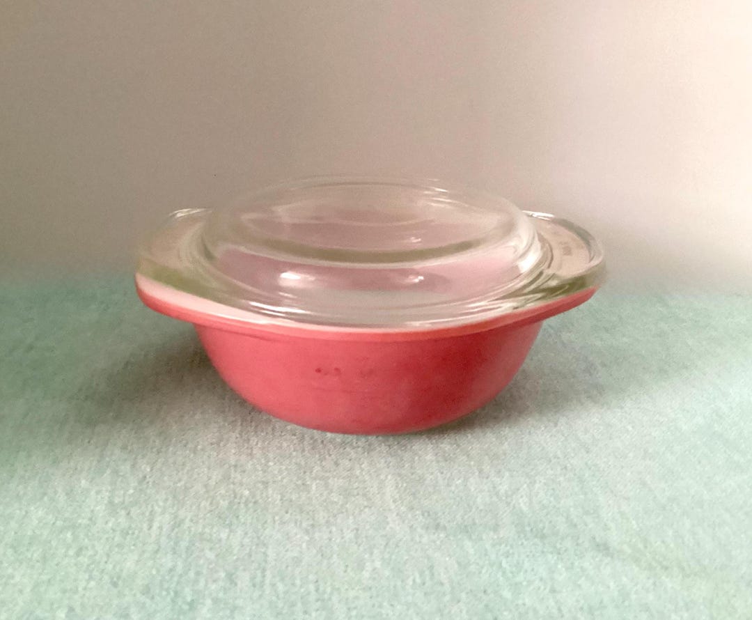 Pyrex Small Pink Casserole Dish - Bowl With Clear Glass Lid, 8 Oz, 080 ...