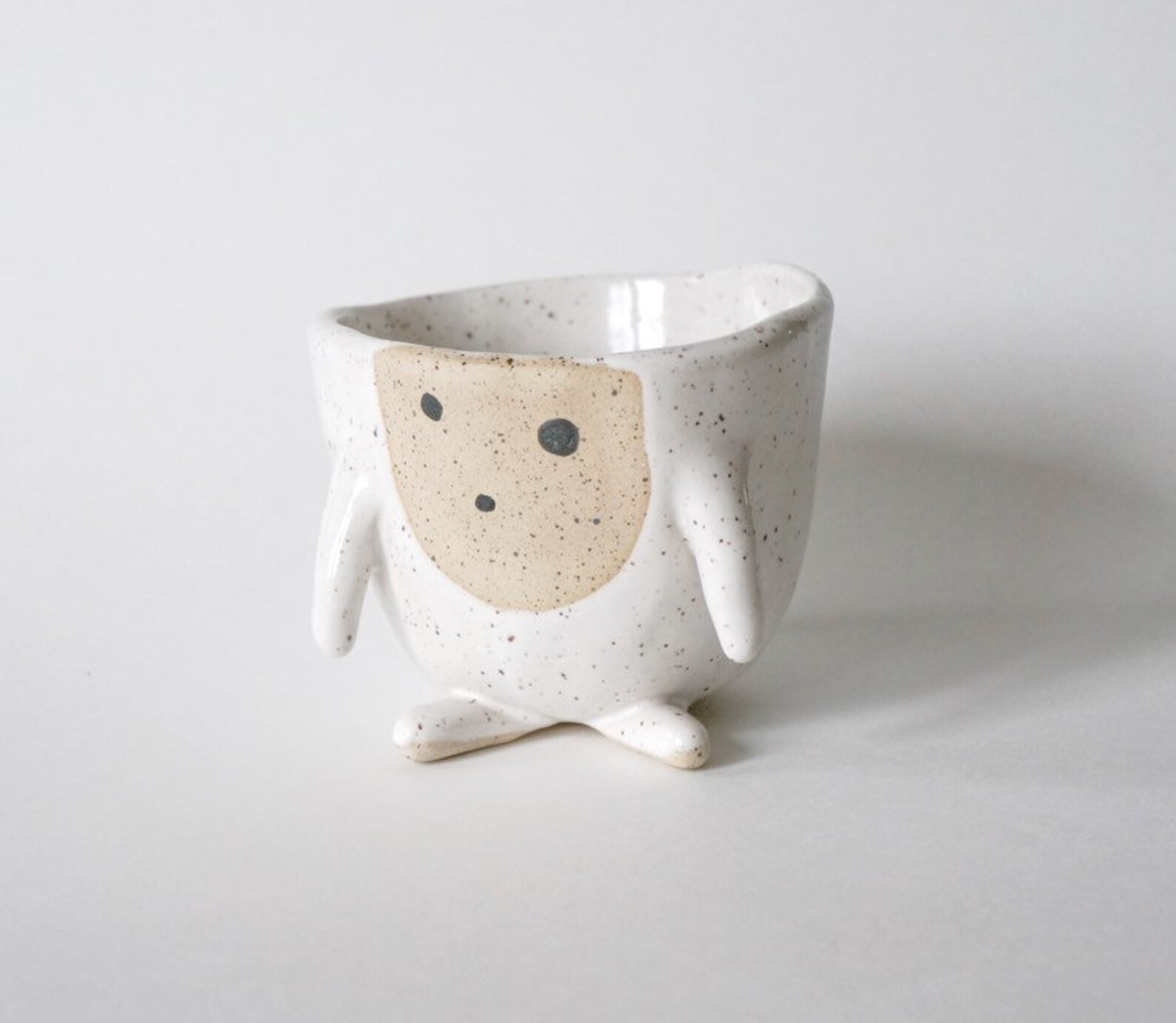 Ceramic Planter Pot Gili the Silly Planter - Etsy Sweden