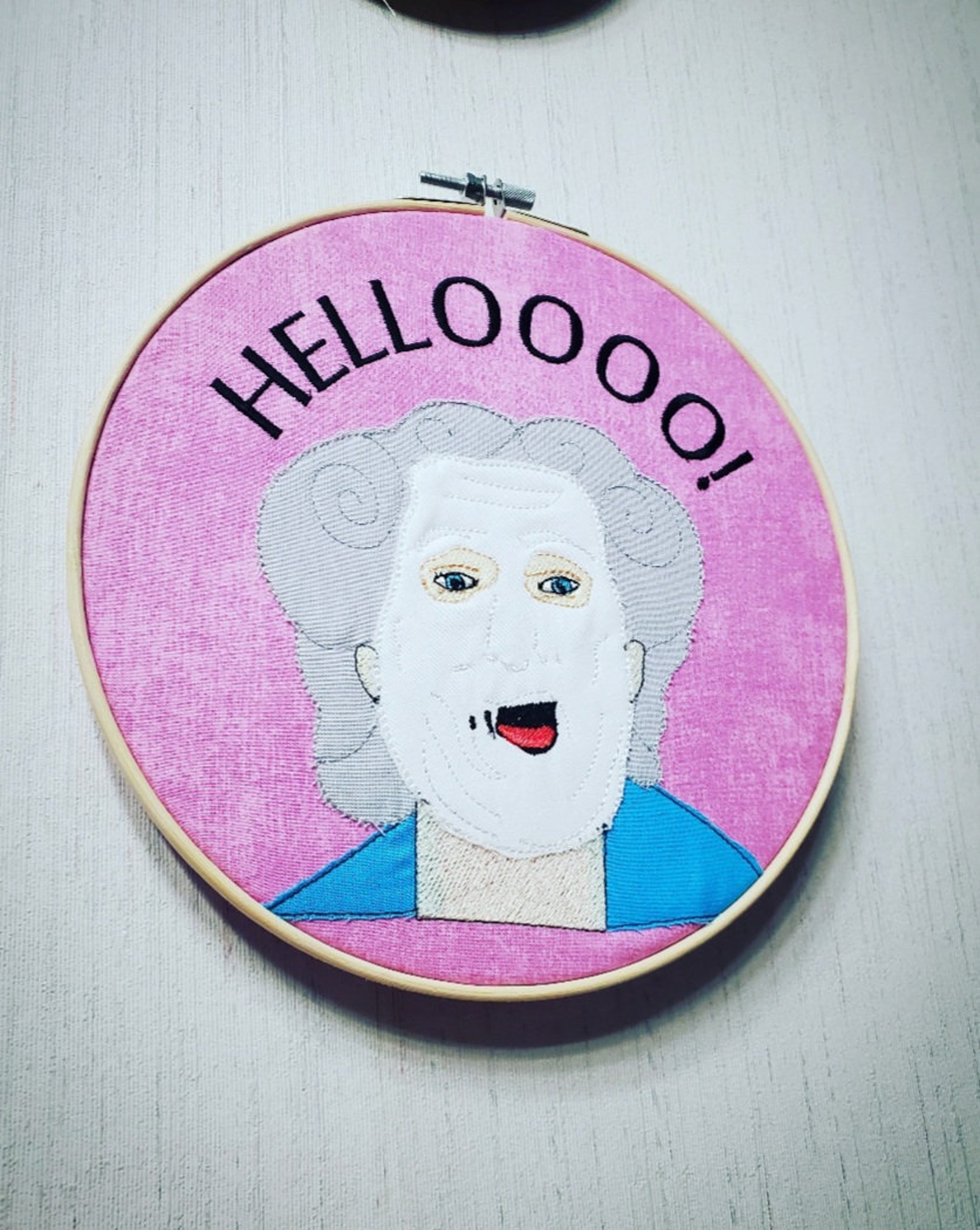HELLOOOO Mrs. Doubtfire Embroidery Hoop Art 6 or 8 Inch | Etsy