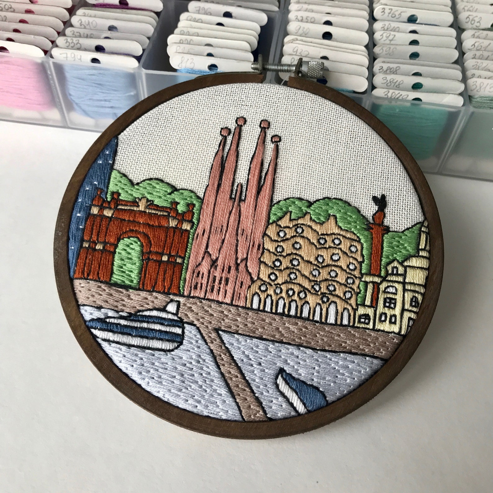 Barcelona Spain Hand Embroidery Pattern PDF. DIY. Embroidery - Etsy