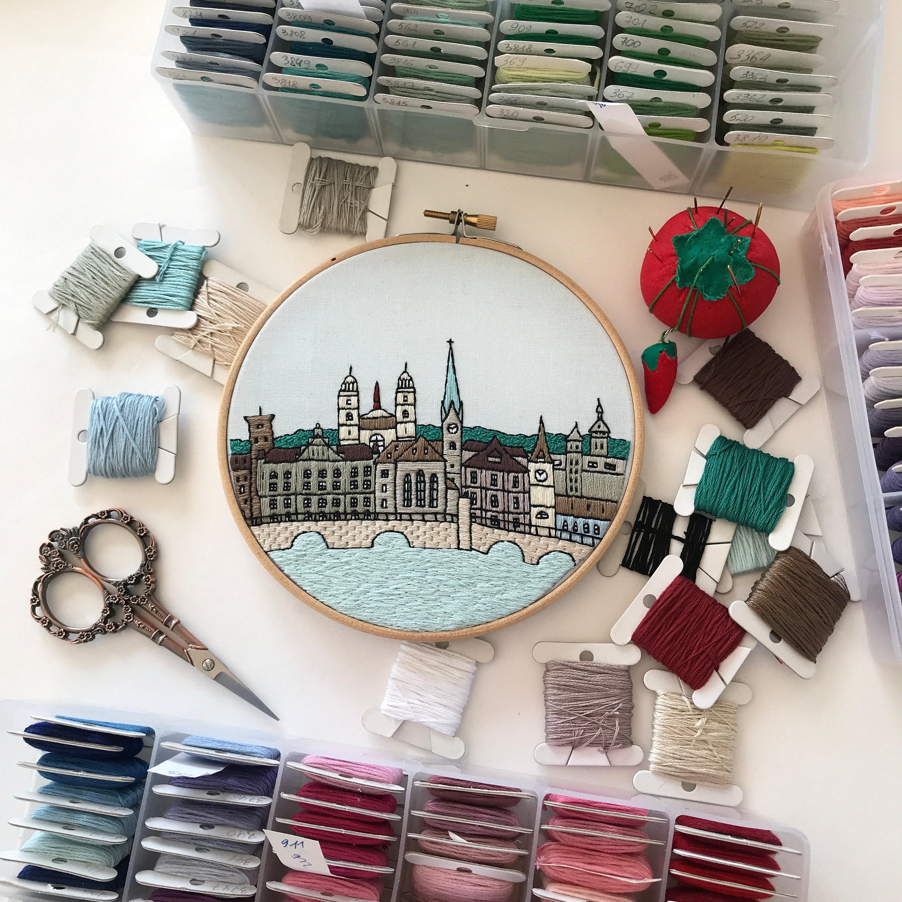 Zurich Switzerland. Hand Embroidery Pattern PDF. DIY. | Etsy