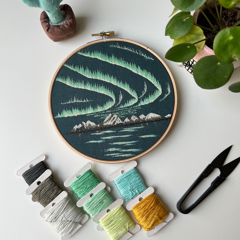 Northern Lights Hand Embroidery Pattern. Hand Embroidery - Etsy