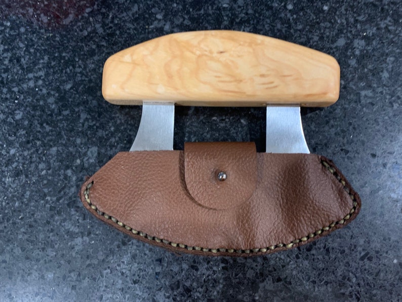 Custom Ulu Cutting Board Set: Maple & Walnut, Stainless Steel Knife - Etsy