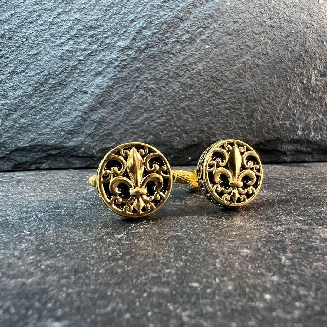 Royal Cufflink Set for Men in 14k Gold Finish, Groomsmen Gifts ...