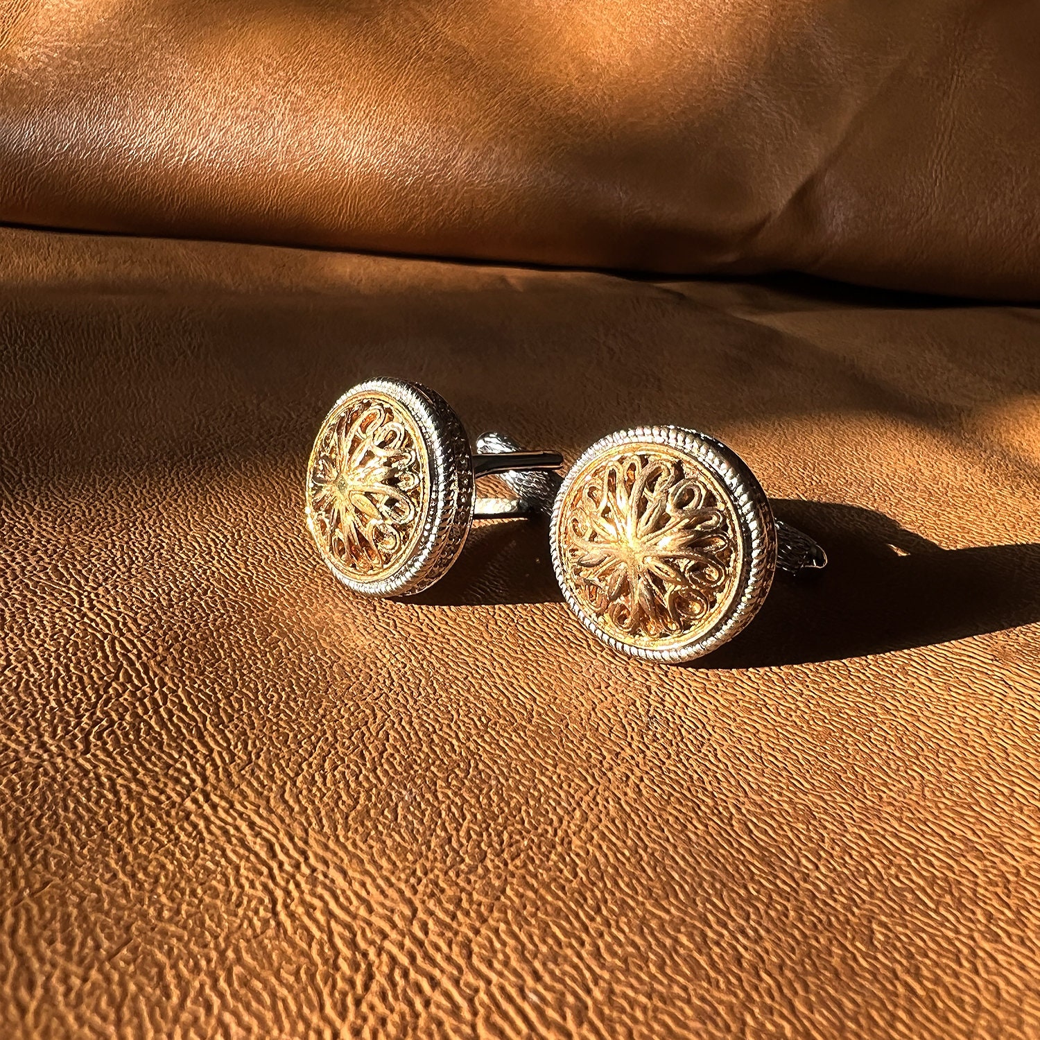 Vintage Cufflink Set in Gold Finish, Perfect Gifts for Men, Wedding ...