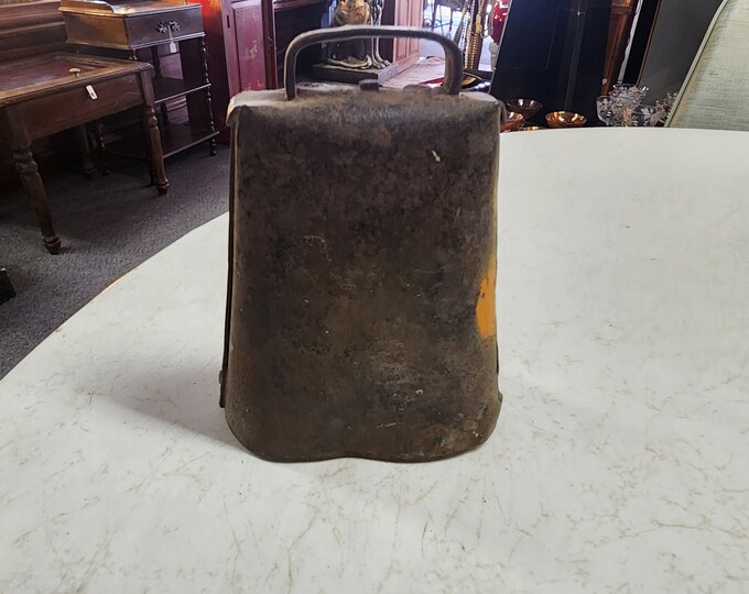 Vintage Big Rusted Cow Bell - Etsy