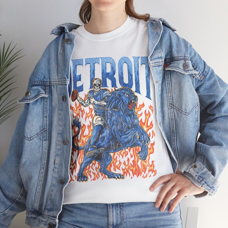 Detroit Football Shirt Graphic Tees Skeleton Shirt Merch Tee Gift Shirt ...