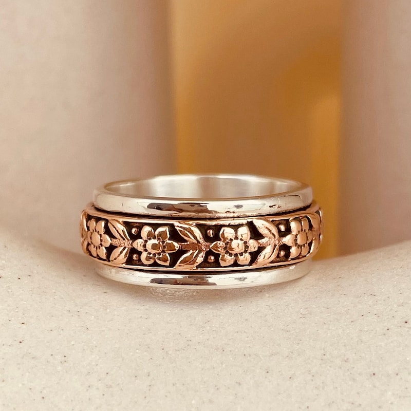 Boho Rose Fidget Ring - Etsy