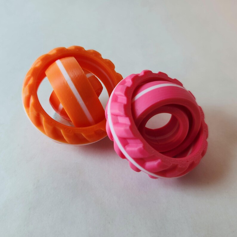Set of 3 Quiet Sensory Tools | Mini Fidgets | Gyro Spinners | Desk Toys ...