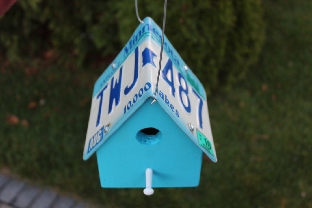 Minnesota "10,000 Lakes" License Plate Birdhouse - Etsy