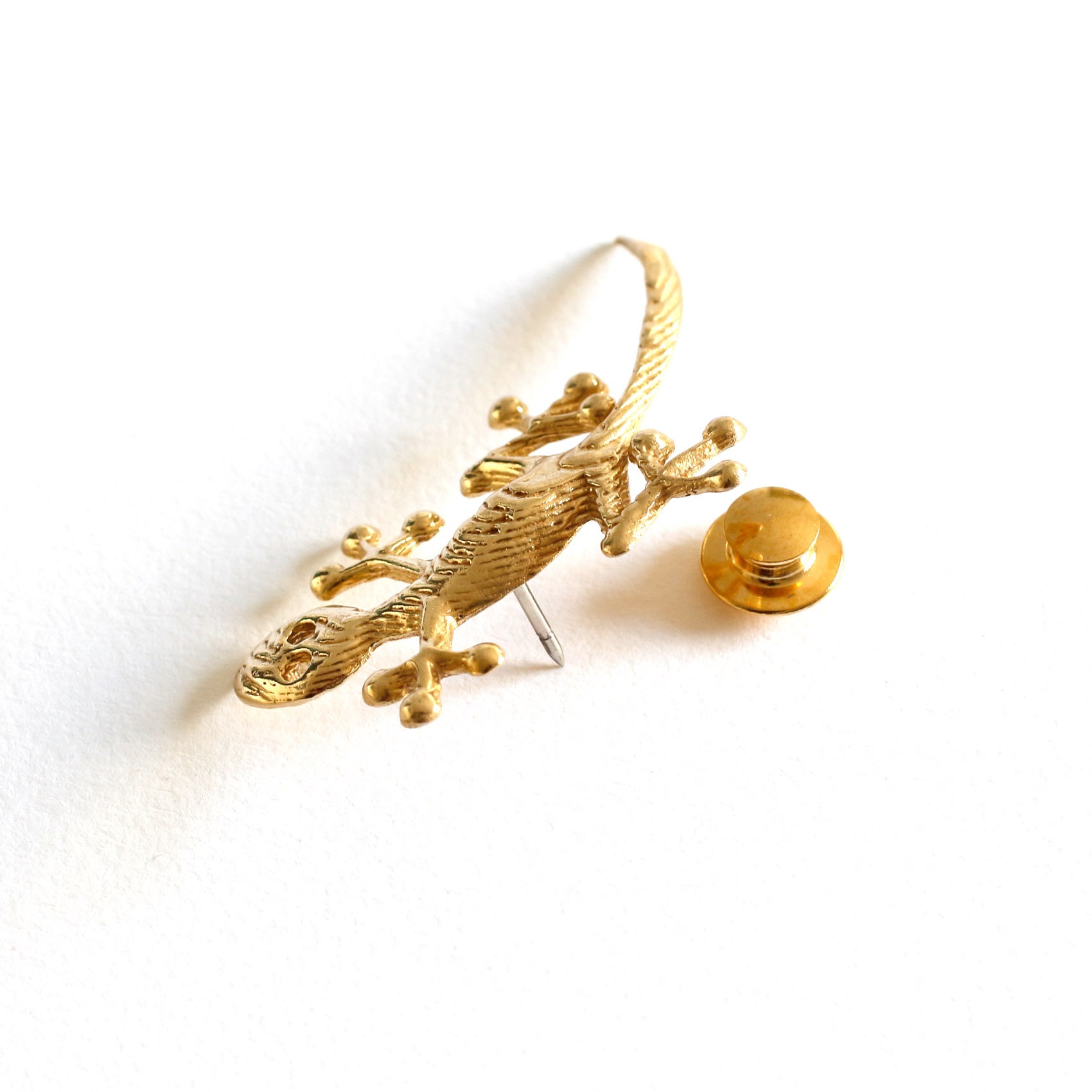 Yellow bronze gecko pin brooch Statement lizard lapel pin | Etsy