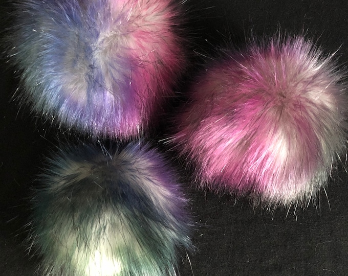 Platinum Faux Fur Pom Pom / Silver Fur Pompom / Fake Fur Hat Topper - Etsy